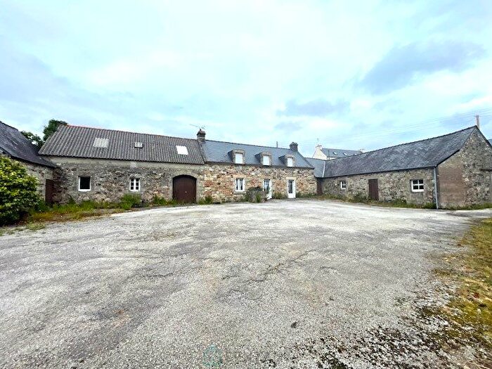 Maison 3 pièces à vendre à Saint-Nic