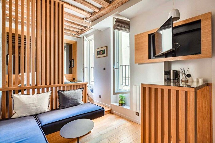 Appartement à louer - Monnaie, Paris ème arrondissement - 1 pièce