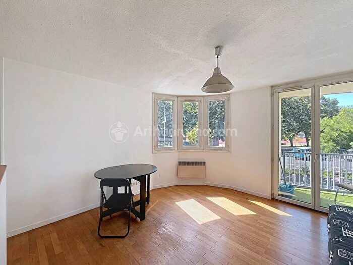 Appartement 1 pièce à Clermont-Ferrand, Vallières, Sallins, Poncillon, à louer