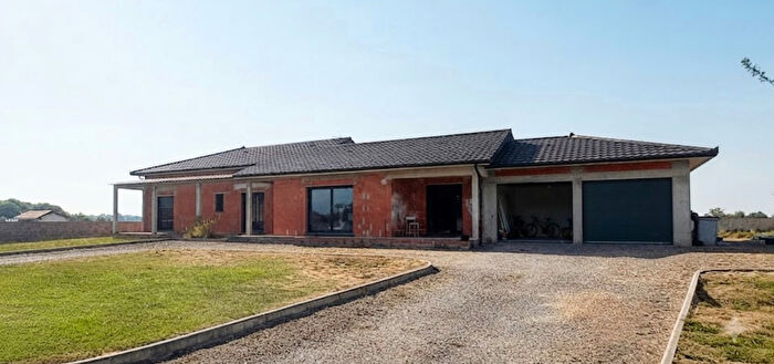 Maison 6 pièces à Le Cuing, à vendre