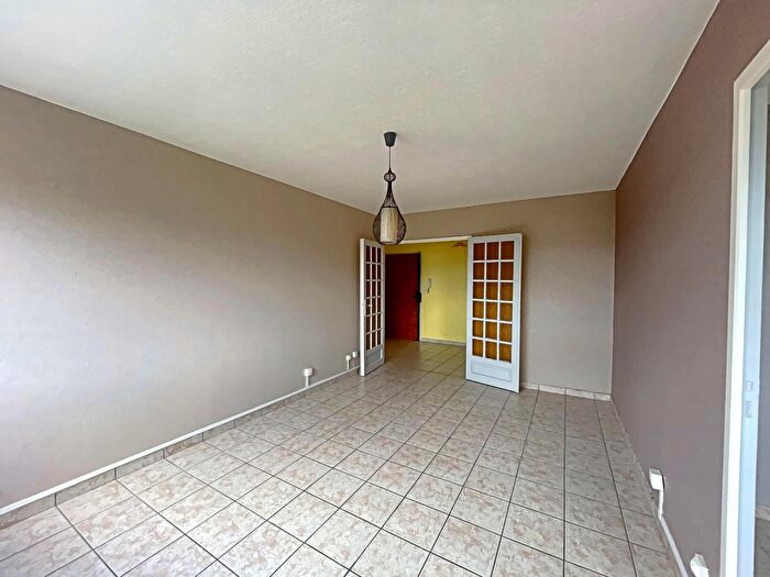 Appartement à vendre - Saint-Étienne, Montaud - 4 pièces - 2 chambres