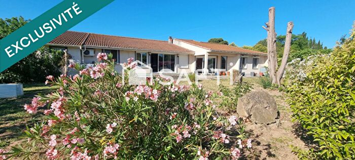 Maison 5 pièces à Badens, à vendre