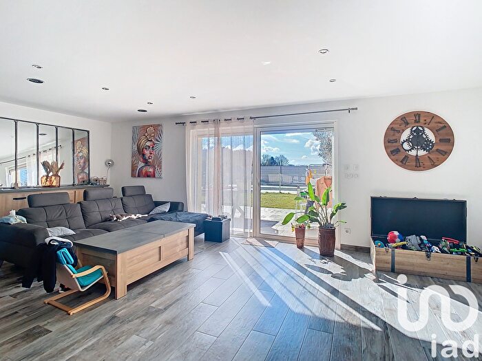 Maison à vendre - Nuaillé-dAunis - 4 pièces - 3 chambres