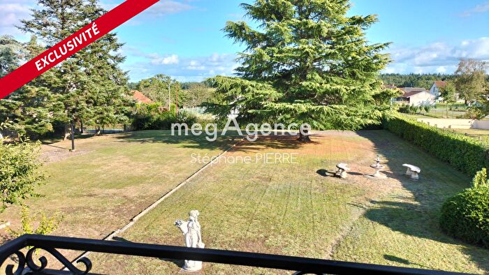 Maison 7 pièces à Quinssaines, à vendre