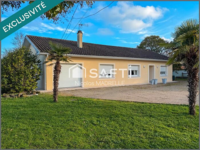 Maison à vendre - Ambarès-et-Lagrave, La Blanche, Bernatet, Saint-Denis, Chemin de Vie, Garlop - 6 pièces - 3 chambres