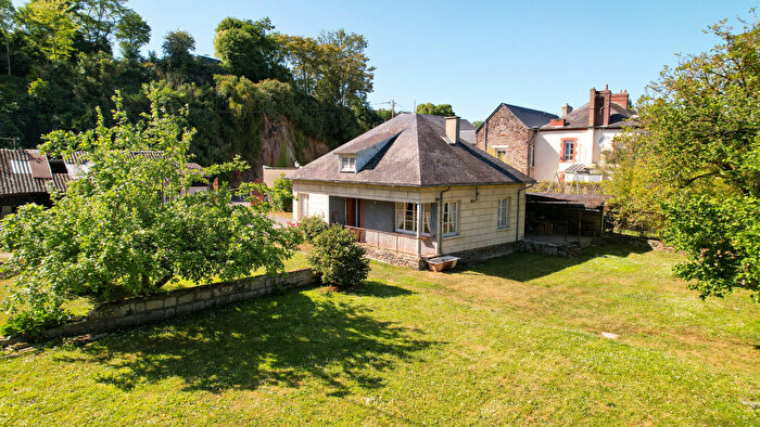 Maison à vendre - Thury-Harcourt - 4 pièces - 3 chambres