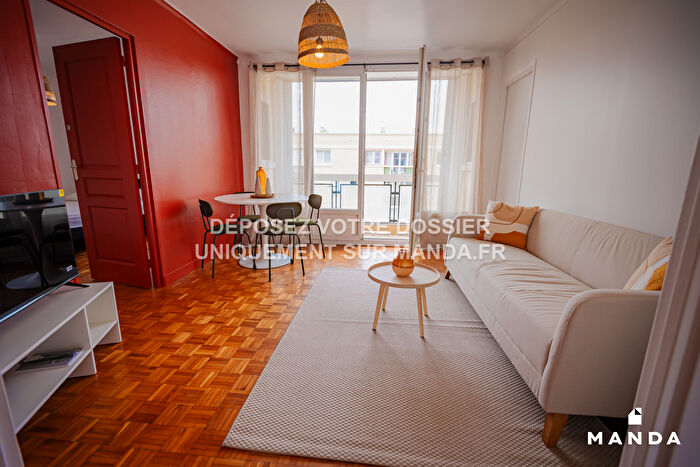 Appartement à louer - Caen, Saint-Jean - 4 pièces - 3 chambres