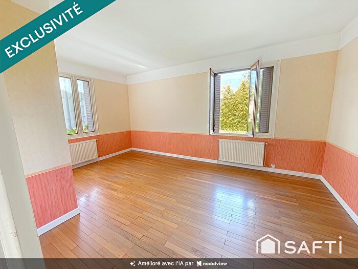 Maison 5 pièces à Chaussin, à vendre