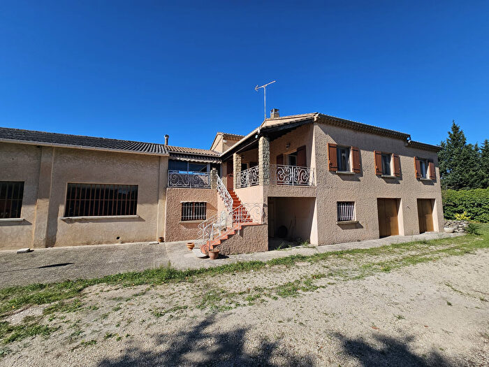 Maison à vendre - Cabrières-dAvignon - 6 pièces - 3 chambres