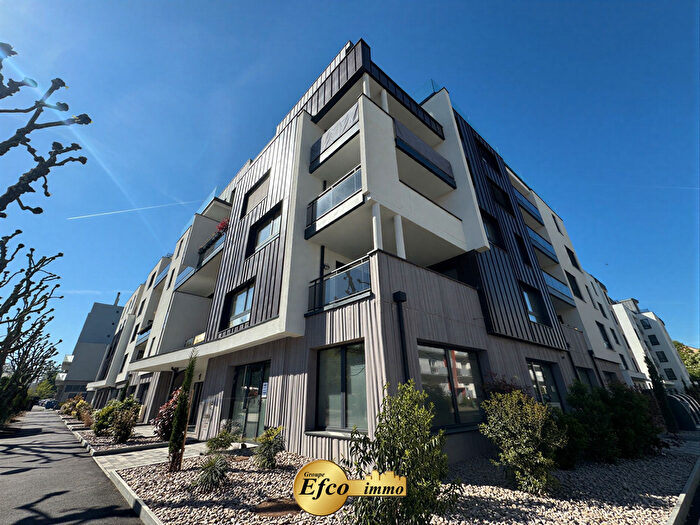 Appartement à vendre - Saint-Louis, Centre-ville - 3 pièces - 2 chambres