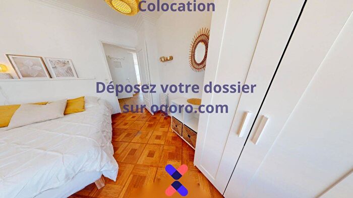 Appartement à louer - Le Bachut, Lyon ème arrondissement - 6 pièces - 5 chambres