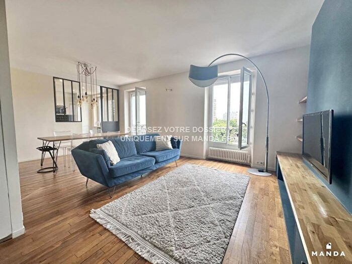Cité Pierre et Marie Curie, Ivry-sur-Seine : Appartement 4 pièces à louer