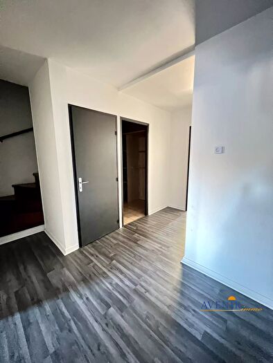 Maison à vendre - Vitrolles, Bords de létang, Tribales, Ferme de Croze - 6 pièces - 5 chambres