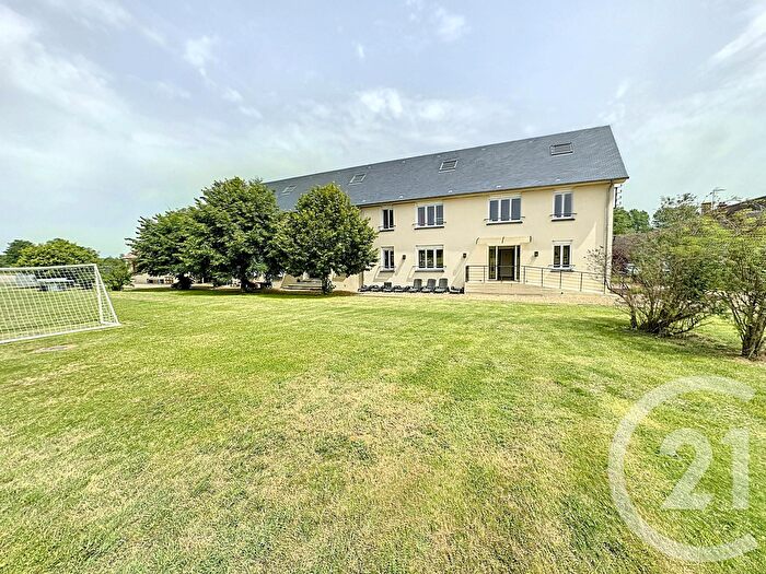 Maison à vendre - Theillay - 15 pièces - 11 chambres