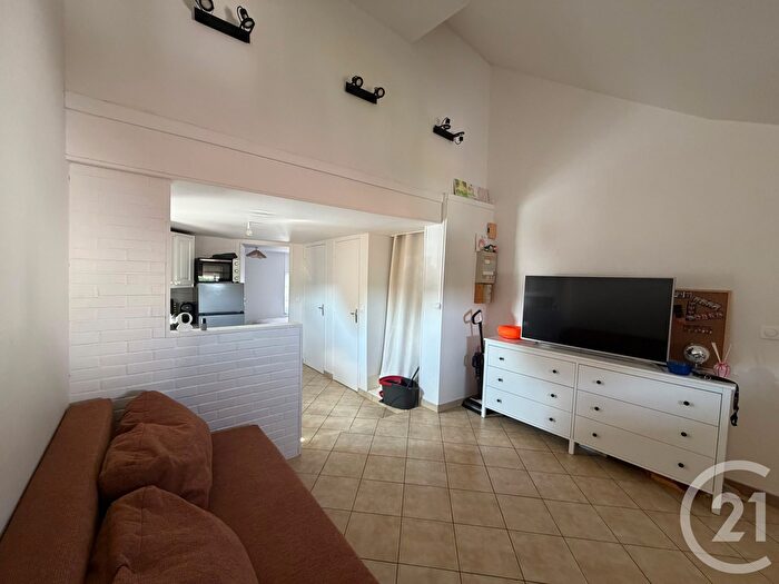 Appartement 3 pièces à Villeneuve-sous-Dammartin, à louer