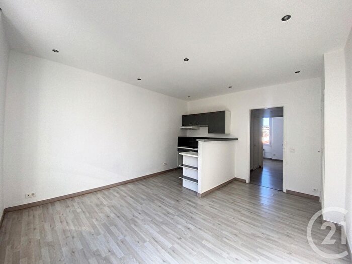 Appartement à louer - Cannes, Prado, République - 2 pièces - 1 chambre