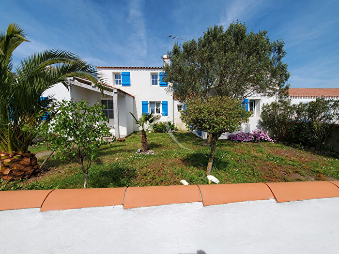 Maison 7 pièces à Barbâtre, à vendre