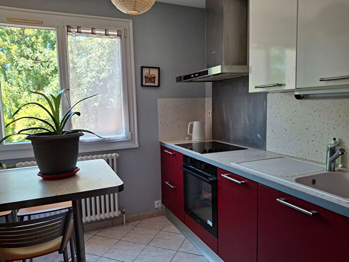 Appartement 4 pièces à Bruz, Centre-ville, à louer