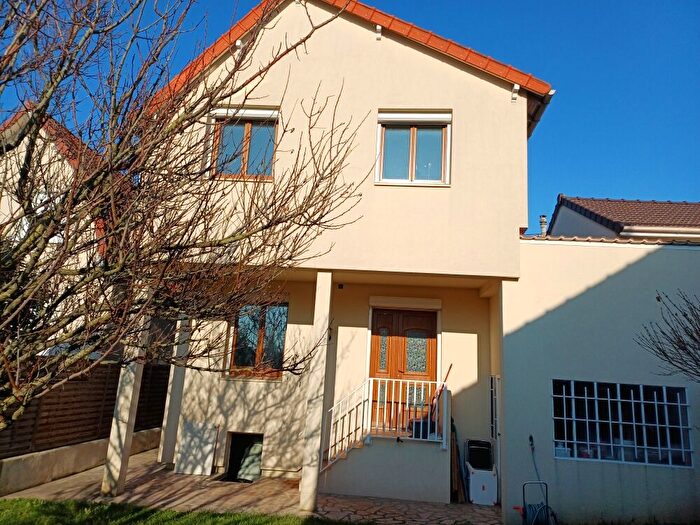 Maison à vendre - Arnouville, Robert Schuman, Stade - 5 pièces - 3 chambres