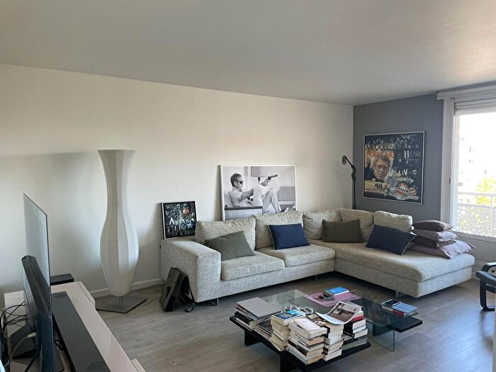 Appartement 5 pièces à vendre - Chilly-Mazarin, Nord
