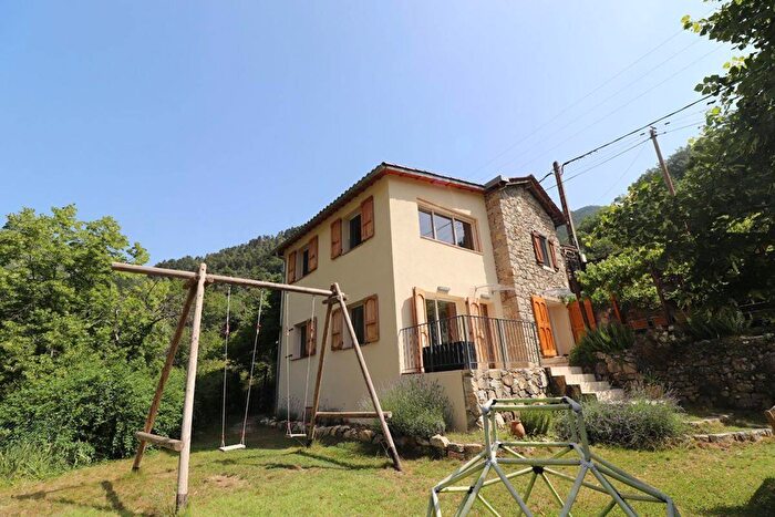 Lucéram : Maison 4 pièces à louer