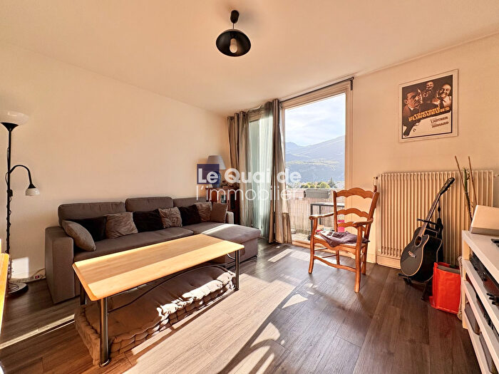 Appartement à vendre - Fontaine, Les Alpes, Les Buissonnées, Cachin - 4 pièces - 3 chambres