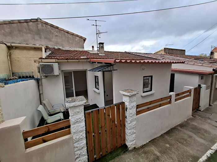 Maison à vendre - Marseille e , Saint-Julien - 2 pièces - 1 chambre