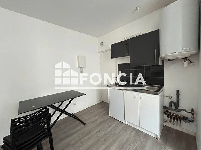 Appartement à louer - Laon Zola-Neufchâtel-Orgeval, Reims - 1 pièce