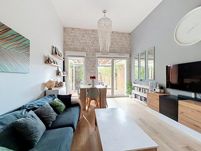 Maison 5 pièces à vendre à Guyancourt, Villaroy