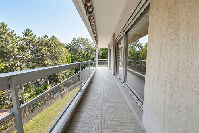 Appartement 3 pièces à vendre à Nogent-sur-Marne, Le Bois Porte de Nogent