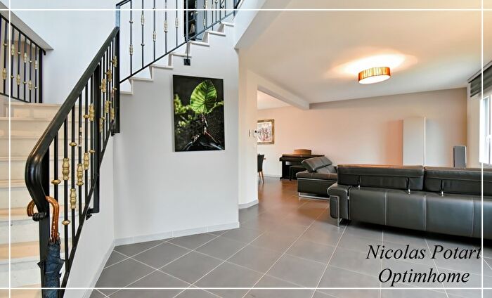 Maison à vendre - Compiègne, Le Clos des Roses - 6 pièces - 4 chambres