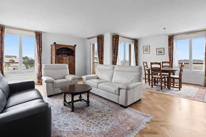 Appartement à vendre - Garches, Buzenval - 4 pièces - 3 chambres