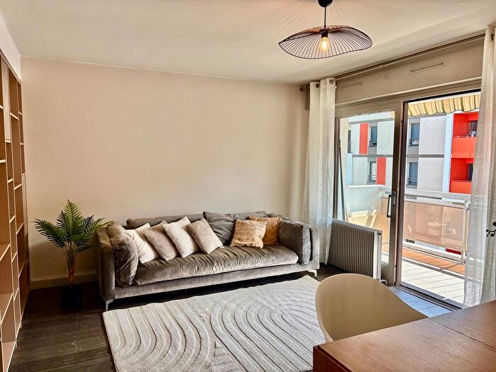 Appartement 4 pièces à Annemasse, Centre-ville, à vendre