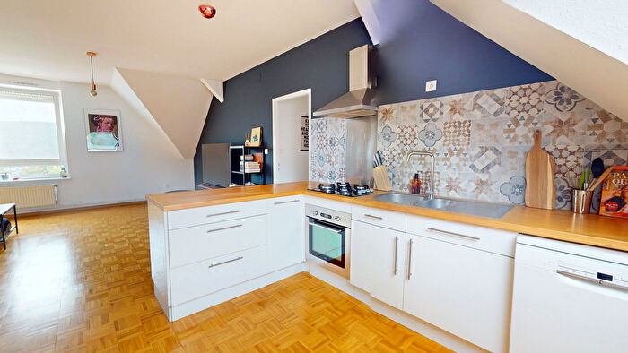 Appartement à vendre - Nilvange - 5 pièces - 3 chambres