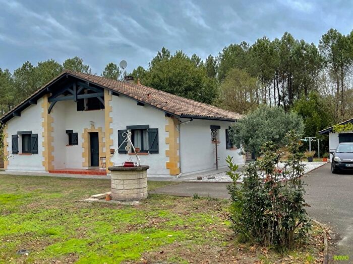 Maison à vendre - Uchacq-et-Parentis - 6 pièces - 4 chambres