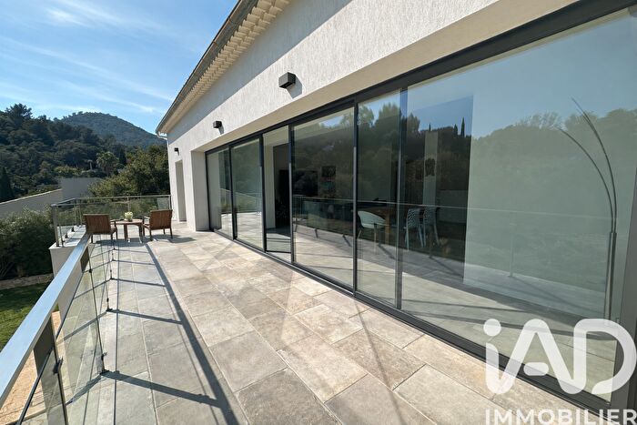 Maison à vendre - Carqueiranne - 5 pièces - 4 chambres