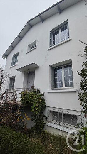 Maison à vendre - Saintes, La Gare, Sébastien de Brouard, La Fenêtre - 7 pièces - 5 chambres