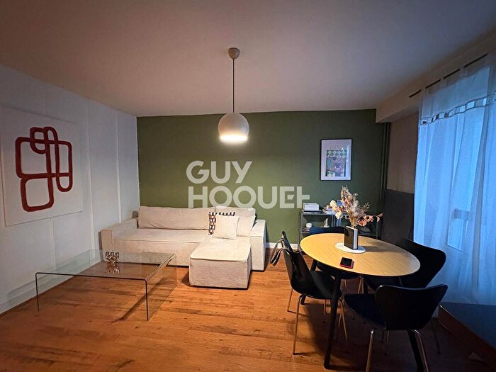 Appartement à louer - Centre-Gare, Chantilly - 2 pièces - 1 chambre