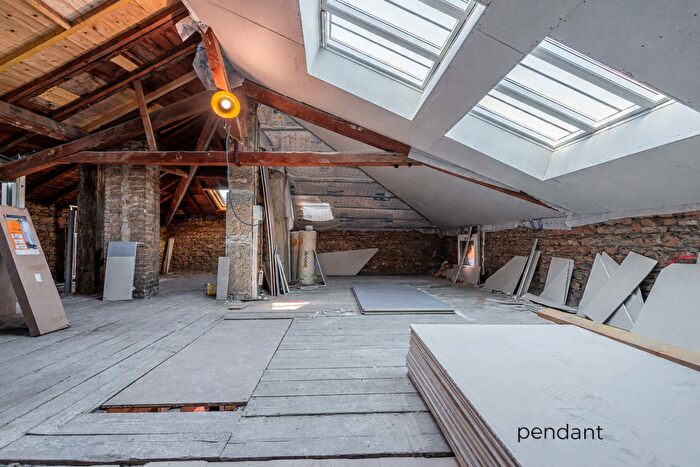 Appartement à vendre - Poleymieux-au-Mont-dOr - 4 pièces - 2 chambres