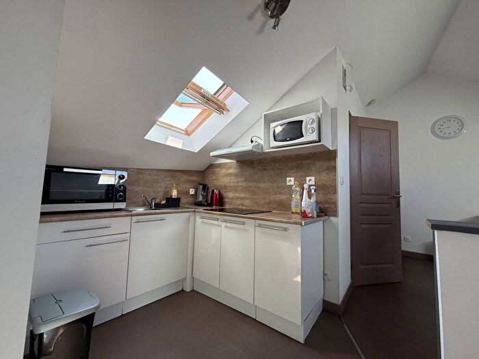 Appartement 3 pièces à Centre Ville, Vierzon, à louer