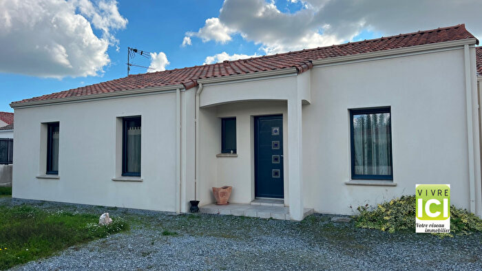 Maison à vendre - La Chapelle-Basse-Mer - 5 pièces - 3 chambres