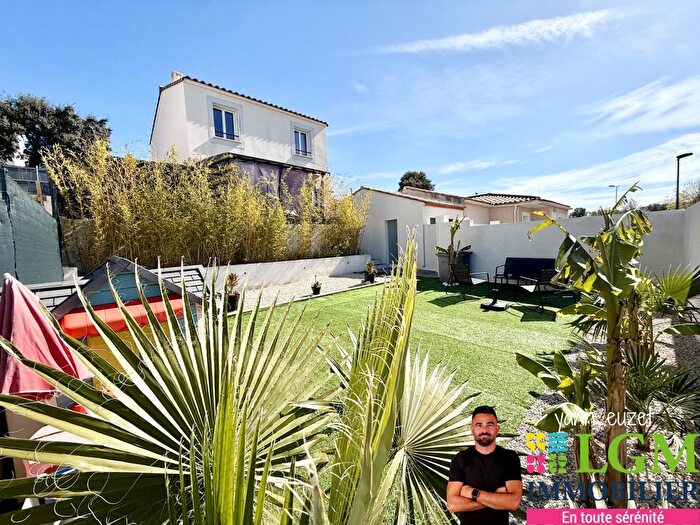 Maison à vendre - Milhaud - 4 pièces - 3 chambres