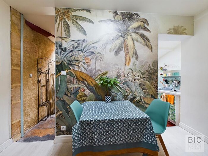 Appartement à louer - Bordeaux, Victor Hugo - 2 pièces - 1 chambre
