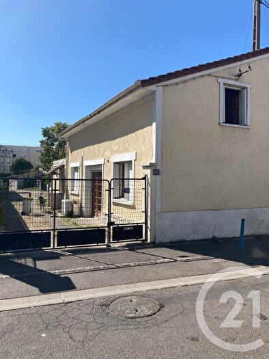 Mantes-la-Jolie, Gassicourt : Maison 4 pièces à vendre