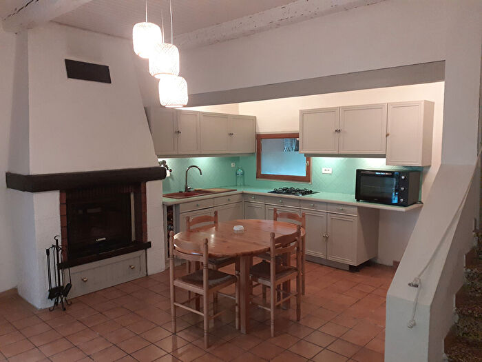 Maison à louer - Durban-Corbières - 4 pièces - 3 chambres