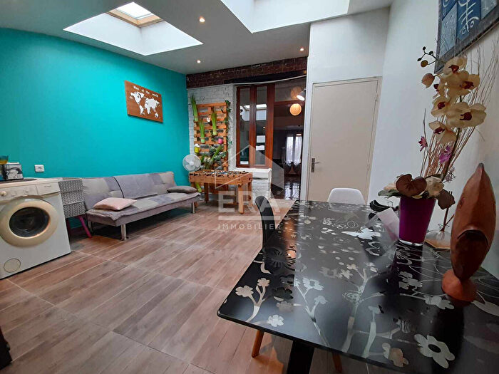 Maison à vendre - Chauny, Centre-ville, Chaussée, Brouage, Beauséjour - 4 pièces - 2 chambres