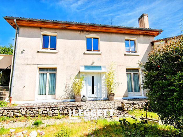 Maison à vendre - Montpon-Ménestérol - 10 pièces - 5 chambres