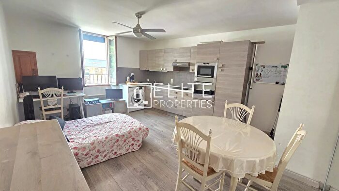 Appartement 1 pièce à Mougins, Centre-ville, Village, Tournamy, Le Val de Mougins, à vendre
