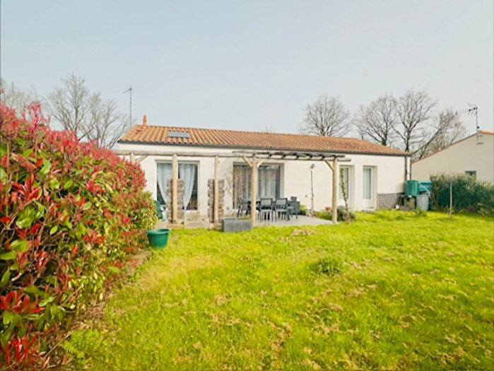 Maison à vendre - Landeronde - 4 pièces - 3 chambres