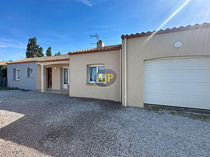 Maison à vendre - Saint-Michel-Chef-Chef - 7 pièces - 4 chambres